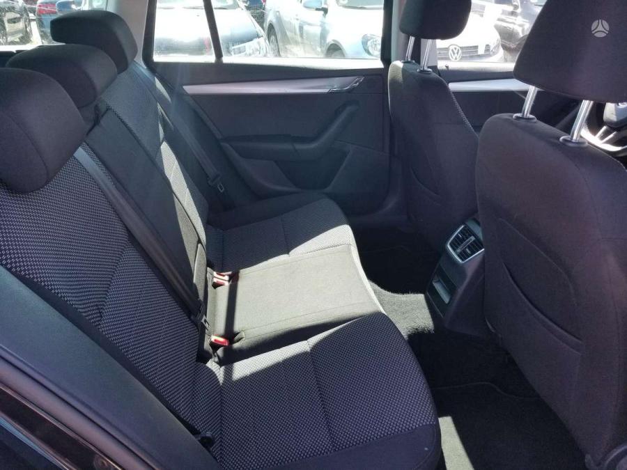 Melns Skoda Octavia 2017 Kauņa, ar dzinēja tilpumu 1.60 L un nobraukumu 390 tūkst. km par 4950 €, foto 17 vietnē AUTOMOTO.COM.LV