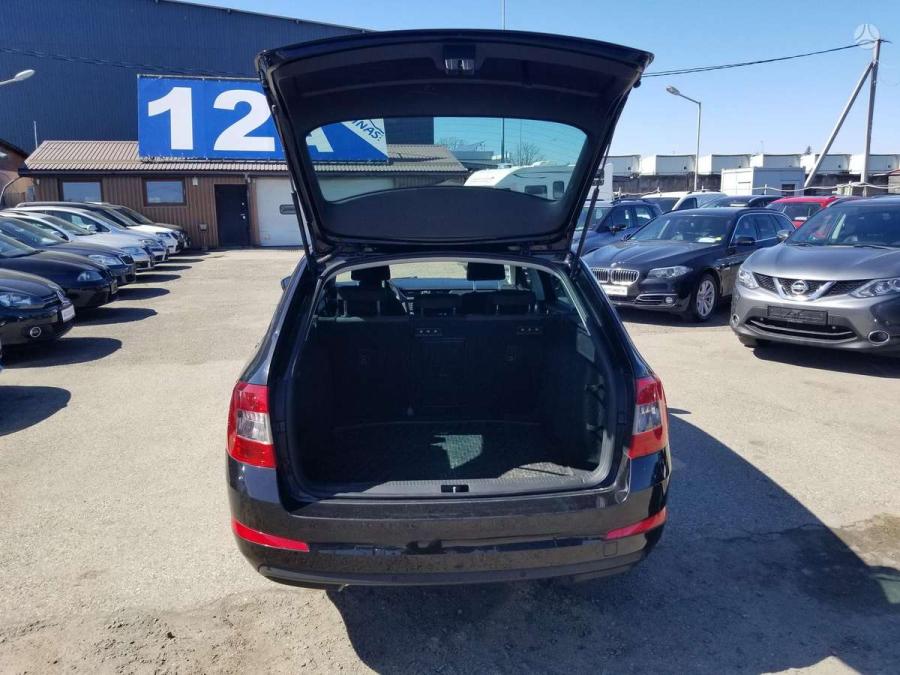 Melns Skoda Octavia 2017 Kauņa, ar dzinēja tilpumu 1.60 L un nobraukumu 390 tūkst. km par 4950 €, foto 19 vietnē AUTOMOTO.COM.LV