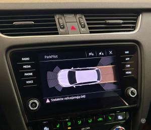Melns Skoda Octavia 2017 Marijampole, ar dzinēja tilpumu 1.97 L un nobraukumu 195 tūkst. km par 13500 €, foto 20 vietnē AUTOMOTO.COM.LV