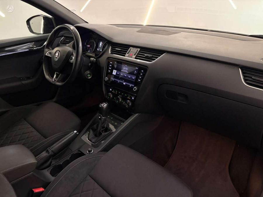 Melns Skoda Octavia 2017 Marijampole, ar dzinēja tilpumu 1.97 L un nobraukumu 195 tūkst. km par 13500 €, foto 30 vietnē AUTOMOTO.COM.LV