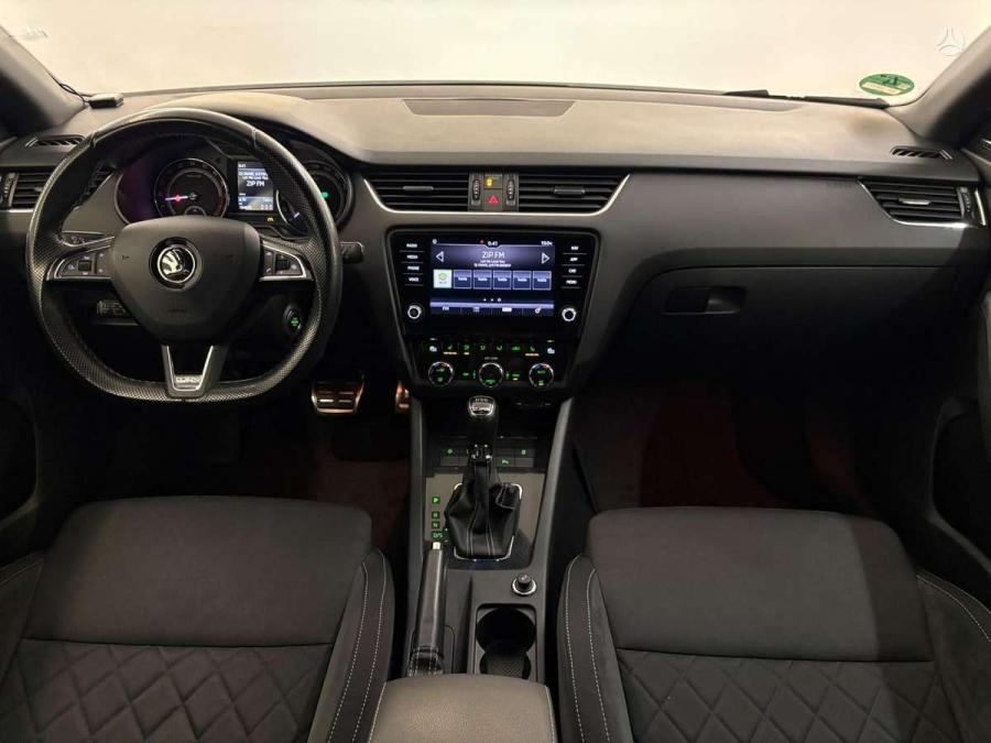 Melns Skoda Octavia 2017 Marijampole, ar dzinēja tilpumu 1.97 L un nobraukumu 195 tūkst. km par 13500 €, foto 33 vietnē AUTOMOTO.COM.LV