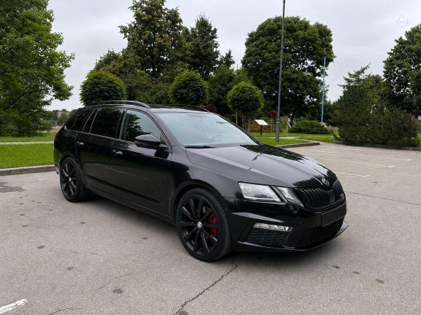Black Skoda Octavia 2017 in Taurage, with an engine capacity of 1.97 L and mileage of 264 thousand km for 11200 €, photo 1 on AUTOMOTO.COM.LV