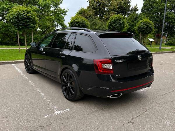Black Skoda Octavia 2017 in Taurage, with an engine capacity of 1.97 L and mileage of 264 thousand km for 11200 €, photo 9 on AUTOMOTO.COM.LV