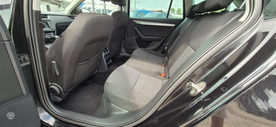Melns Skoda Octavia 2017 Kauņa, ar dzinēja tilpumu 1.60 L un nobraukumu 390 tūkst. km par 4499 €, foto 11 vietnē AUTOMOTO.COM.LV