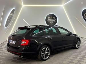 Black Skoda Octavia 2017 in Marijampole, with an engine capacity of 1.97 L and mileage of 240 thousand km for 12999 €, photo 8 on AUTOMOTO.COM.LV