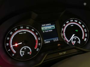 Black Skoda Octavia 2017 in Marijampole, with an engine capacity of 1.97 L and mileage of 240 thousand km for 12999 €, photo 21 on AUTOMOTO.COM.LV