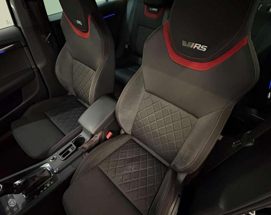 Black Skoda Octavia 2017 in Marijampole, with an engine capacity of 1.97 L and mileage of 240 thousand km for 12999 €, photo 28 on AUTOMOTO.COM.LV
