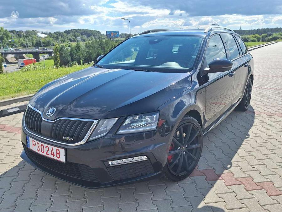 Black Skoda Octavia 2017 in Vilnius, with an engine capacity of 1.97 L and mileage of 253 thousand km for 10750 €, photo 1 on AUTOMOTO.COM.LV