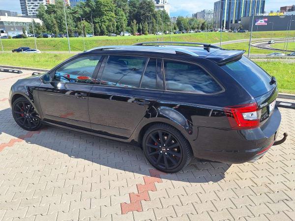 Black Skoda Octavia 2017 in Vilnius, with an engine capacity of 1.97 L and mileage of 253 thousand km for 10750 €, photo 8 on AUTOMOTO.COM.LV
