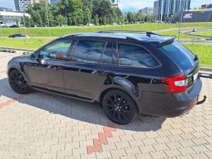 Black Skoda Octavia 2017 in Vilnius, with an engine capacity of 1.97 L and mileage of 253 thousand km for 10750 €, photo 8 on AUTOMOTO.COM.LV