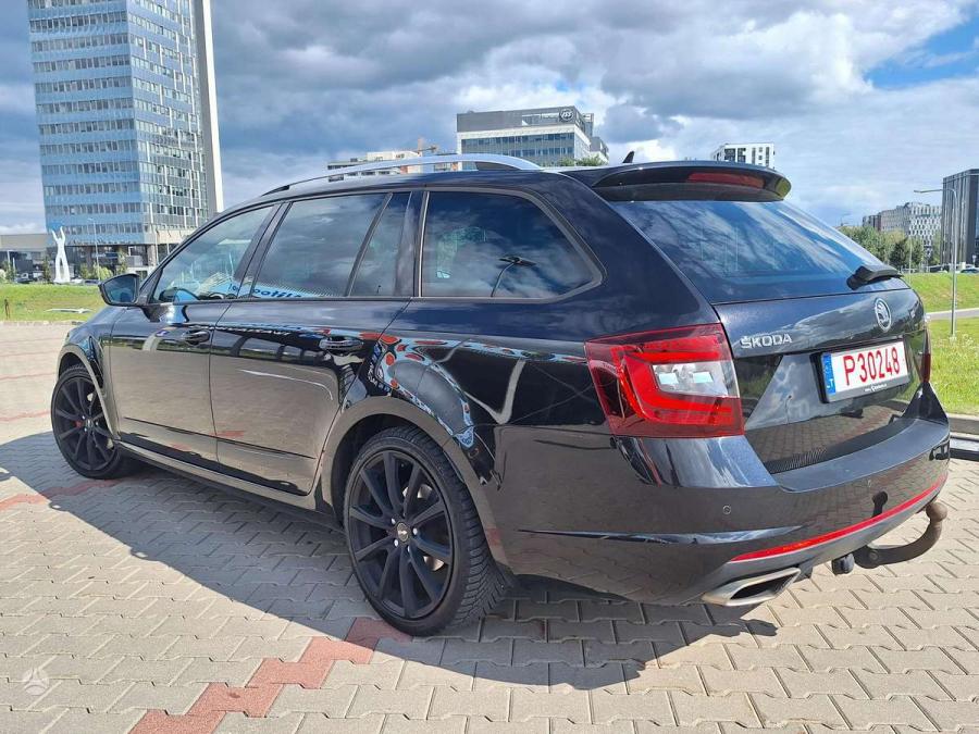 Black Skoda Octavia 2017 in Vilnius, with an engine capacity of 1.97 L and mileage of 253 thousand km for 10750 €, photo 9 on AUTOMOTO.COM.LV