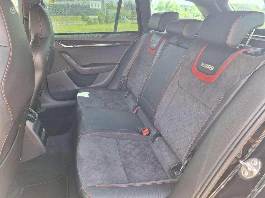 Black Skoda Octavia 2017 in Vilnius, with an engine capacity of 1.97 L and mileage of 253 thousand km for 10750 €, photo 25 on AUTOMOTO.COM.LV
