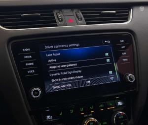Black Skoda Octavia 2017 in Marijampole, with an engine capacity of 1.97 L and mileage of 240 thousand km for 12650 €, photo 11 on AUTOMOTO.COM.LV