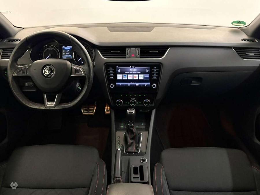Black Skoda Octavia 2017 in Marijampole, with an engine capacity of 1.97 L and mileage of 240 thousand km for 12650 €, photo 25 on AUTOMOTO.COM.LV