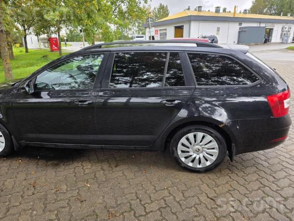 Melns Skoda Octavia 2017 Valmiera, ar dzinēja tilpumu 1.60 L un nobraukumu 321 tūkst. km par 6025 €, foto 10 vietnē AUTOMOTO.COM.LV