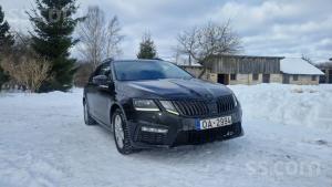 Black Skoda Octavia 2017 in Saldus, with an engine capacity of 1.40 L and mileage of 233 thousand km for 9500 €, photo 5 on AUTOMOTO.COM.LV