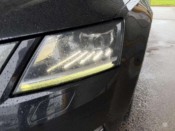 Skoda Octavia 2017 Kauņa vietnē Melns Skoda Octavia 2017 Kauņa, ar dzinēja tilpumu 1.40 L un nobraukumu 287 tūkst. km par 4050 €, foto 11 vietnē AUTOMOTO.COM.LV