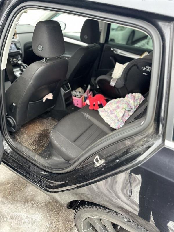 Black Skoda Octavia 2018 in Vilnius, with an engine capacity of 1.80 L and mileage of 166 thousand km for 10050 €, photo 11 on AUTOMOTO.COM.LV