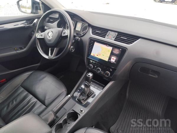 Black Skoda Octavia 2018 in Riga, with an engine capacity of 1.60 L and mileage of 222 thousand km for 10900 €, photo 2 on AUTOMOTO.COM.LV