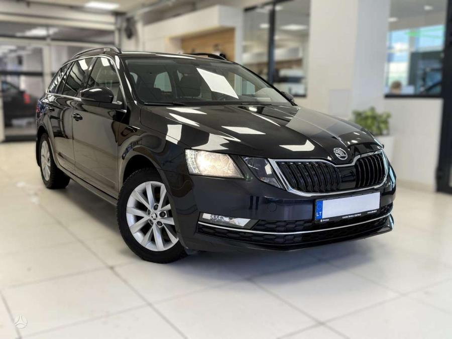 Black Skoda Octavia 2018 in Kaunas, with an engine capacity of 1.60 L and mileage of 149 thousand km for 9800 €, photo 3 on AUTOMOTO.COM.LV
