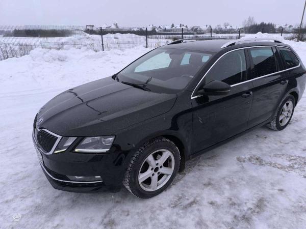 Black Skoda Octavia 2018 in Kaunas, with an engine capacity of 1.60 L and mileage of 300 thousand km for 5900 €, photo 2 on AUTOMOTO.COM.LV
