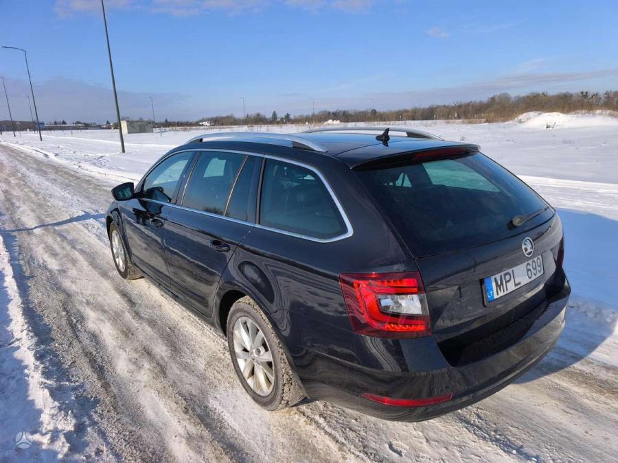 Черный Шкода Октавия 2018 в Каунас, объемом двигателя 1.60 л и пробегом 305 тыс. км за 8400 €, фото 4 на AUTOMOTO.COM.LV