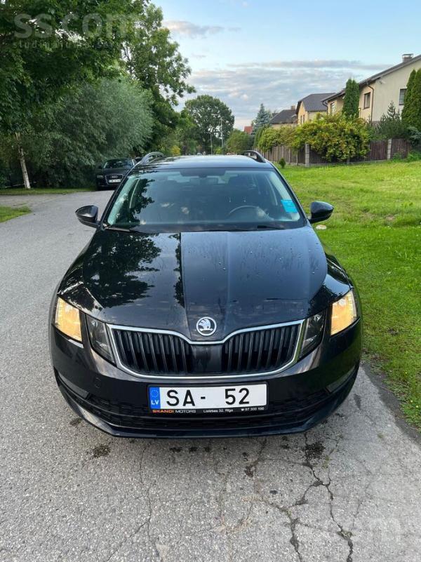 Black Skoda Octavia 2018 in Riga, with an engine capacity of 1.60 L and mileage of 245 thousand km for 8000 €, photo 1 on AUTOMOTO.COM.LV