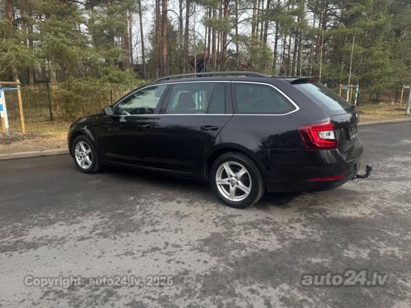 Black Skoda Octavia 2018 in Tallinn, with an engine capacity of 1.60 L and mileage of 137 thousand km for 14900 €, photo 4 on AUTOMOTO.COM.LV