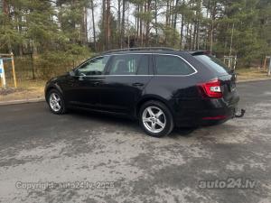 Melns Skoda Octavia 2018 Tallina, ar dzinēja tilpumu 1.60 L un nobraukumu 137 tūkst. km par 14900 €, foto 4 vietnē AUTOMOTO.COM.LV