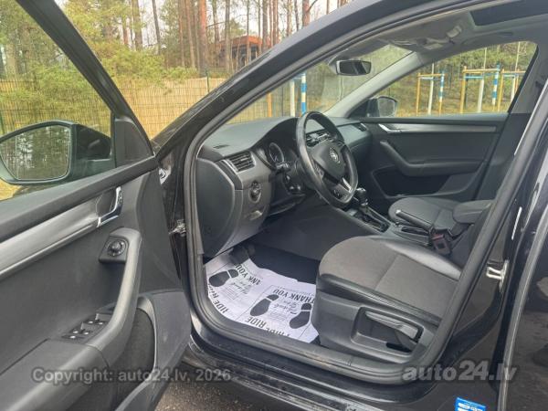 Black Skoda Octavia 2018 in Tallinn, with an engine capacity of 1.60 L and mileage of 137 thousand km for 14900 €, photo 9 on AUTOMOTO.COM.LV