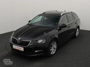 Melns Skoda Octavia 2018 Viļņa, ar dzinēja tilpumu 1.60 L un nobraukumu 255 tūkst. km par 9299 €, foto  vietnē AUTOMOTO.COM.LV