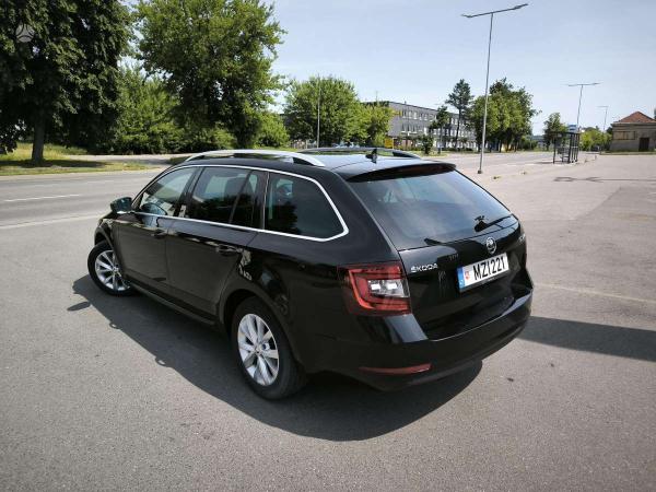Black Skoda Octavia 2018 in Panevezys, with an engine capacity of 1.60 L and mileage of 136 thousand km for 13200 €, photo 4 on AUTOMOTO.COM.LV