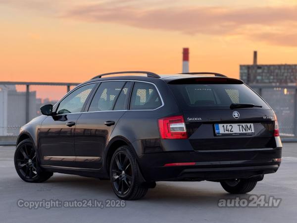 Black Skoda Octavia 2018 in Tallinn, with an engine capacity of 1.00 L and mileage of 107 thousand km for 11900 €, photo 4 on AUTOMOTO.COM.LV