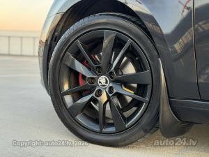 Melns Skoda Octavia 2018 Tallina, ar dzinēja tilpumu 1.00 L un nobraukumu 107 tūkst. km par 11900 €, foto 29 vietnē AUTOMOTO.COM.LV