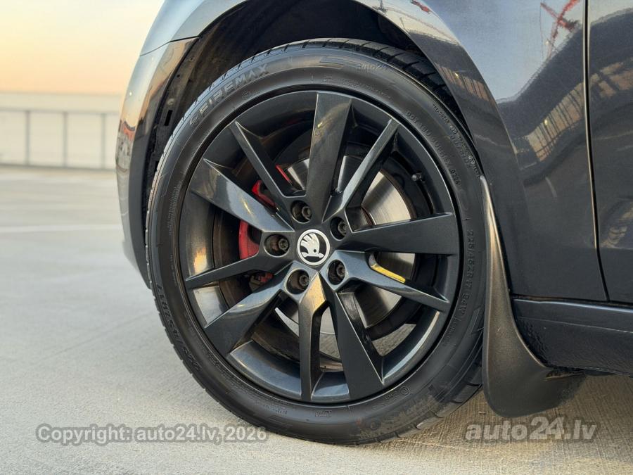 Melns Skoda Octavia 2018 Tallina, ar dzinēja tilpumu 1.00 L un nobraukumu 107 tūkst. km par 11900 €, foto 29 vietnē AUTOMOTO.COM.LV