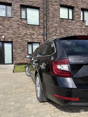 Black Skoda Octavia 2018 in Vilnius, with an engine capacity of 1.60 L and mileage of 239 thousand km for 11350 €, photo 7 on AUTOMOTO.COM.LV
