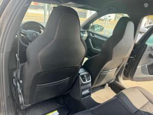 Melns Skoda Octavia 2018 Panevēža, ar dzinēja tilpumu 1.97 L un nobraukumu 243 tūkst. km par 9900 €, foto 13 vietnē AUTOMOTO.COM.LV