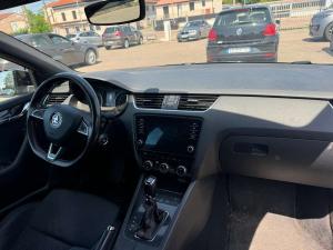 Melns Skoda Octavia 2018 Panevēža, ar dzinēja tilpumu 1.97 L un nobraukumu 243 tūkst. km par 9900 €, foto 28 vietnē AUTOMOTO.COM.LV