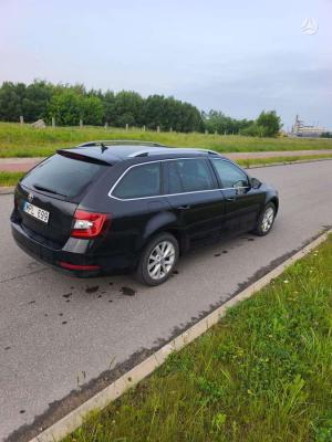 Черный Шкода Октавия 2018 в Каунас, объемом двигателя 1.60 л и пробегом 325 тыс. км за 7844 €, фото 4 на AUTOMOTO.COM.LV