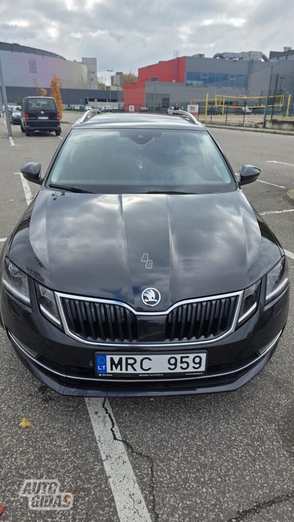 Black Skoda Octavia 2018 in Panevezys, with an engine capacity of 2.00 L and mileage of 305 thousand km for 9500 €, photo 8 on AUTOMOTO.COM.LV