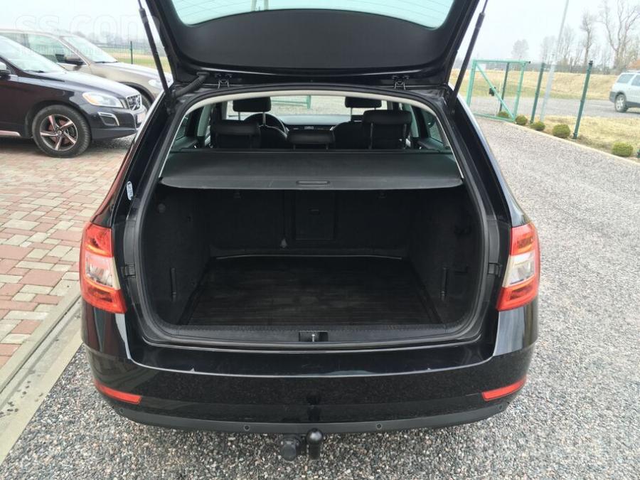 Black Skoda Octavia 2019 in Talsi, with an engine capacity of 1.60 L and mileage of 224 thousand km for 11999 €, photo 10 on AUTOMOTO.COM.LV