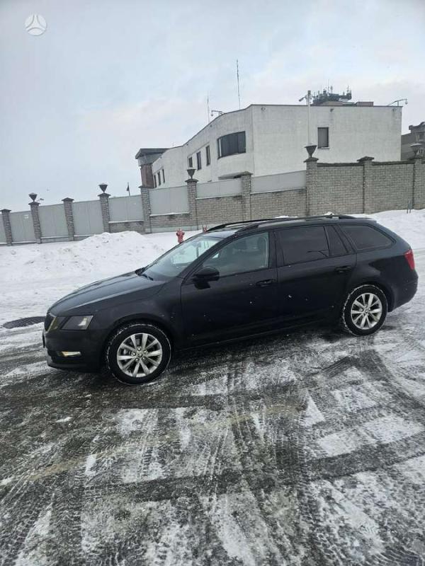 Melns Skoda Octavia 2019 Kauņa, ar dzinēja tilpumu 2.00 L un nobraukumu 285 tūkst. km par 10200 €, foto 1 vietnē AUTOMOTO.COM.LV