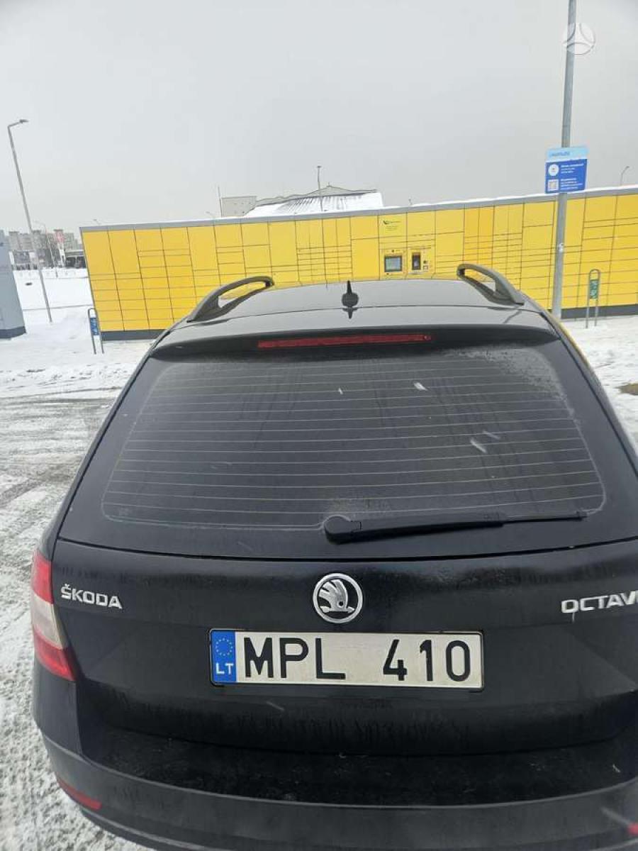 Melns Skoda Octavia 2019 Kauņa, ar dzinēja tilpumu 2.00 L un nobraukumu 285 tūkst. km par 10200 €, foto 3 vietnē AUTOMOTO.COM.LV