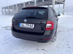 Black Skoda Octavia 2019 in Gargzdai, with an engine capacity of 1.60 L and mileage of 143 thousand km for 9999 €, photo 5 on AUTOMOTO.COM.LV