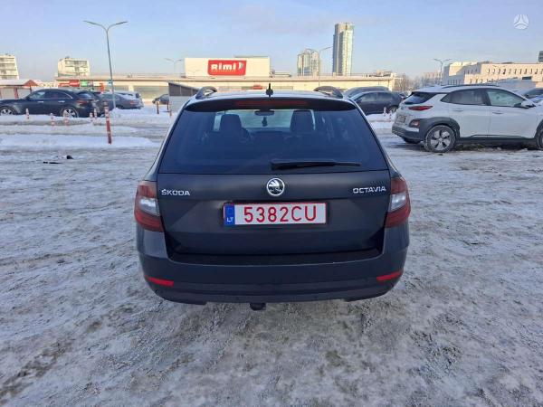 Melns Skoda Octavia 2019 Viļņa, ar dzinēja tilpumu 1.60 L un nobraukumu 272 tūkst. km par 7900 €, foto 7 vietnē AUTOMOTO.COM.LV