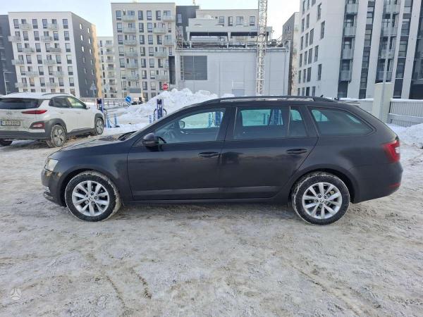 Melns Skoda Octavia 2019 Viļņa, ar dzinēja tilpumu 1.60 L un nobraukumu 272 tūkst. km par 7900 €, foto 10 vietnē AUTOMOTO.COM.LV