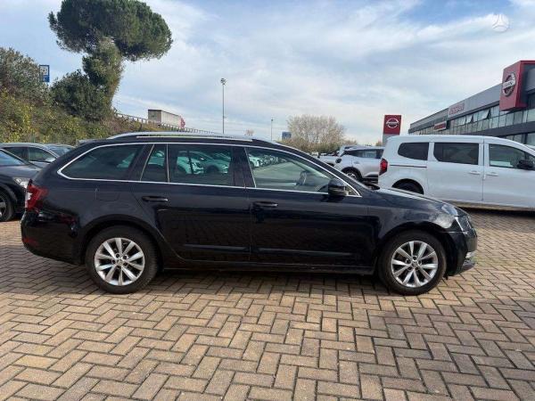 Melns Skoda Octavia 2019 Šauļi, ar dzinēja tilpumu 1.50 L un nobraukumu 290 tūkst. km par 6900 €, foto 4 vietnē AUTOMOTO.COM.LV