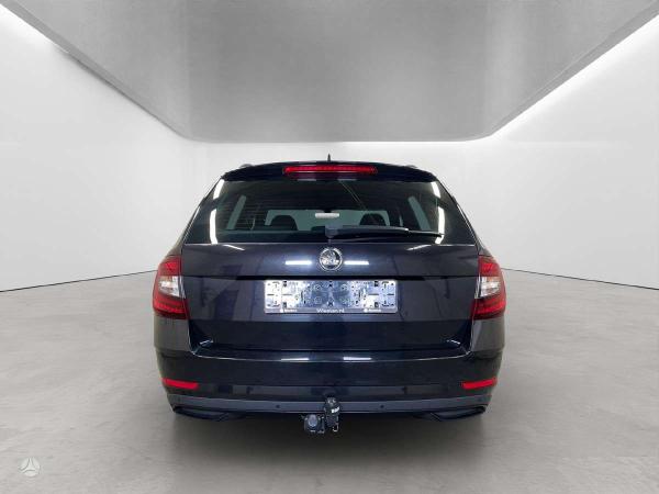 Black Skoda Octavia 2019 in Marijampole, with an engine capacity of 1.60 L and mileage of 220 thousand km for 12584 €, photo 5 on AUTOMOTO.COM.LV