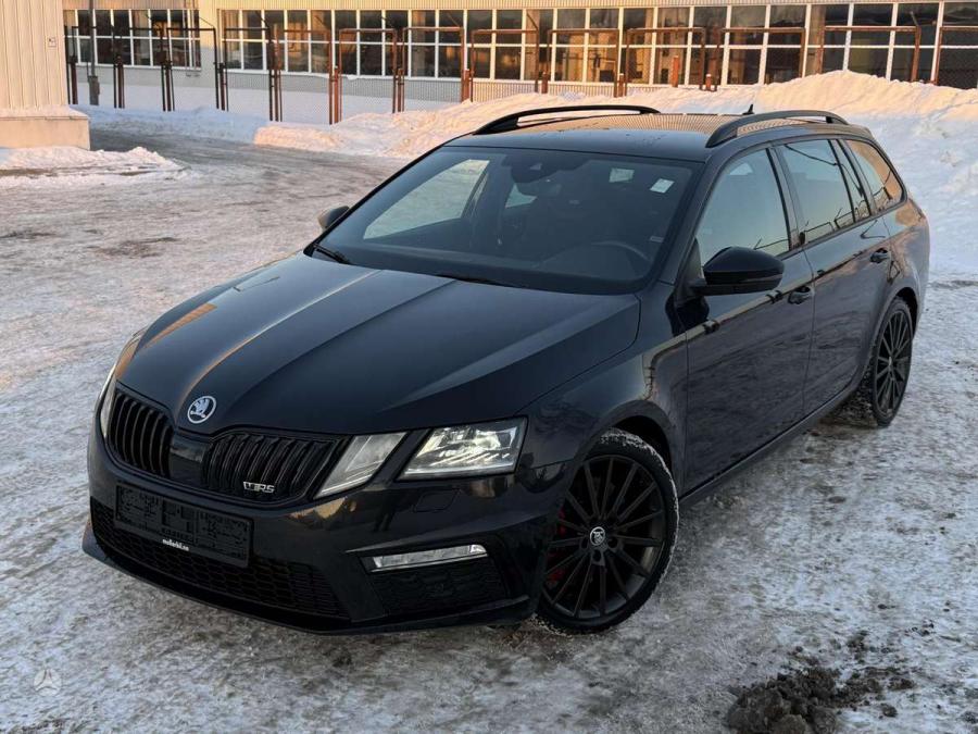 Black Skoda Octavia 2019 in Rokiskis, with an engine capacity of 1.98 L and mileage of 224 thousand km for 15800 €, photo 1 on AUTOMOTO.COM.LV