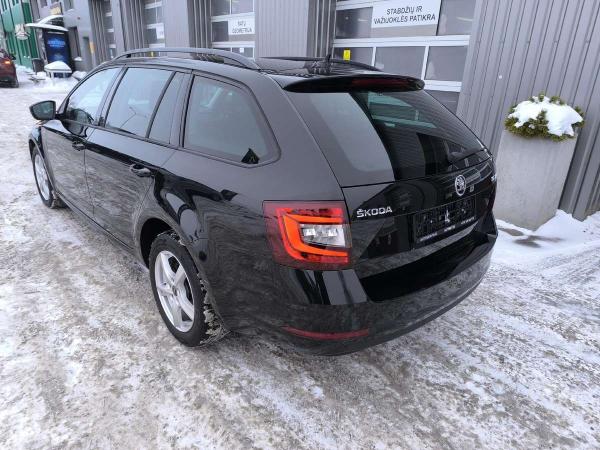 Black Skoda Octavia 2019 in Joniskis, with an engine capacity of 1.60 L and mileage of 228 thousand km for 9950 €, photo 5 on AUTOMOTO.COM.LV